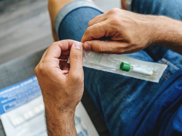 Your Guide to Sterile Swabs for Medical Use